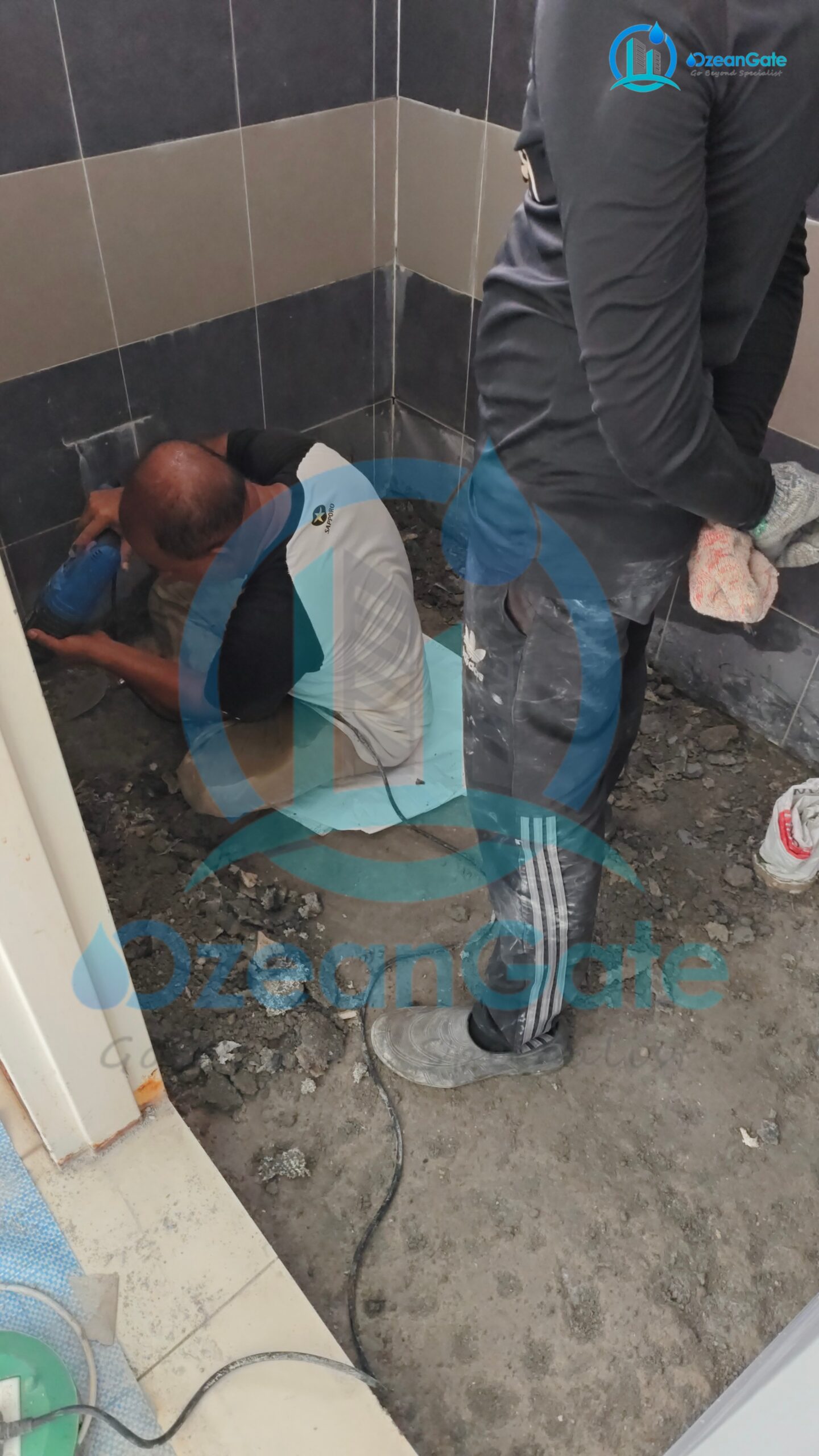 Commercial Building Public Bank Toilet Leaking..Supply and apply ...
